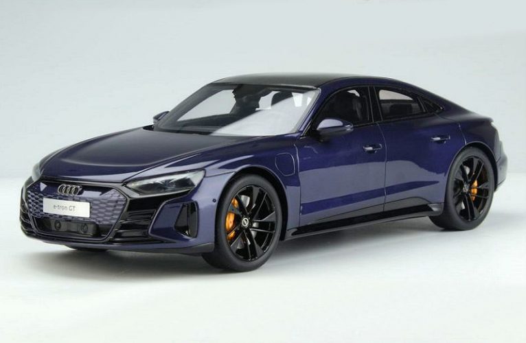 AUDI RS E-TRON GT VIOLET | Automania India